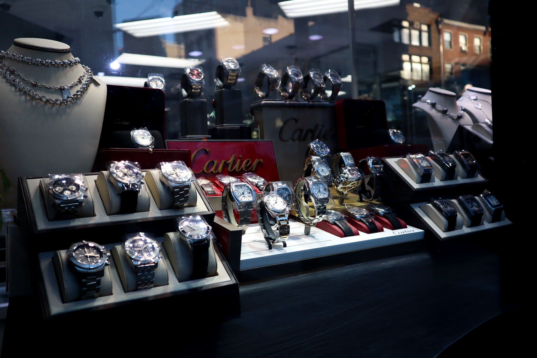 About Modern Jewels & Watches | Luxury Watches in Philadelphia